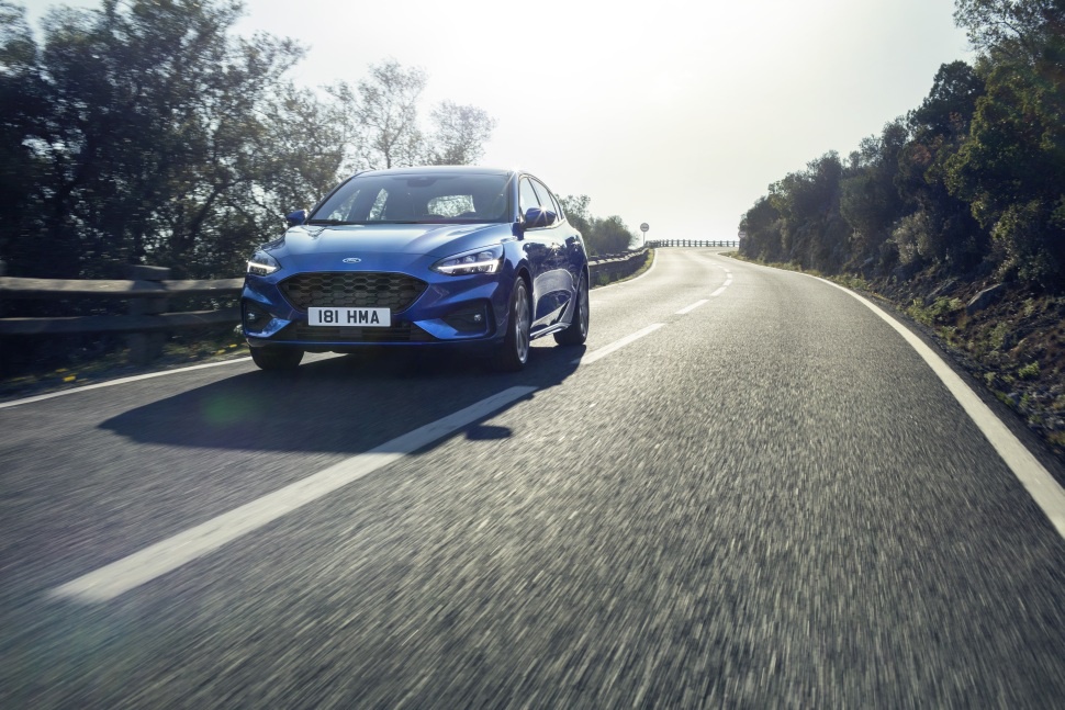 Ford Focus IV Hatchback 1.5 EcoBoost (150 Hp) Automatic